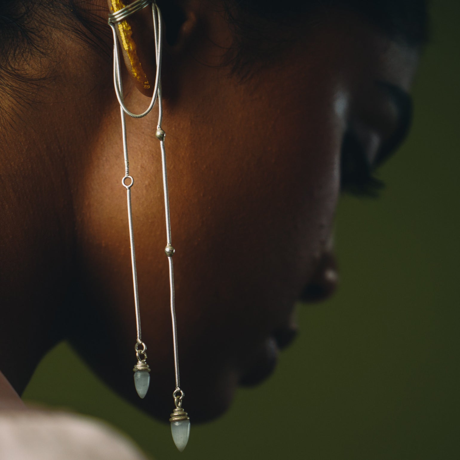 Wonder Mogra Long Ear Cuff – surmeyi