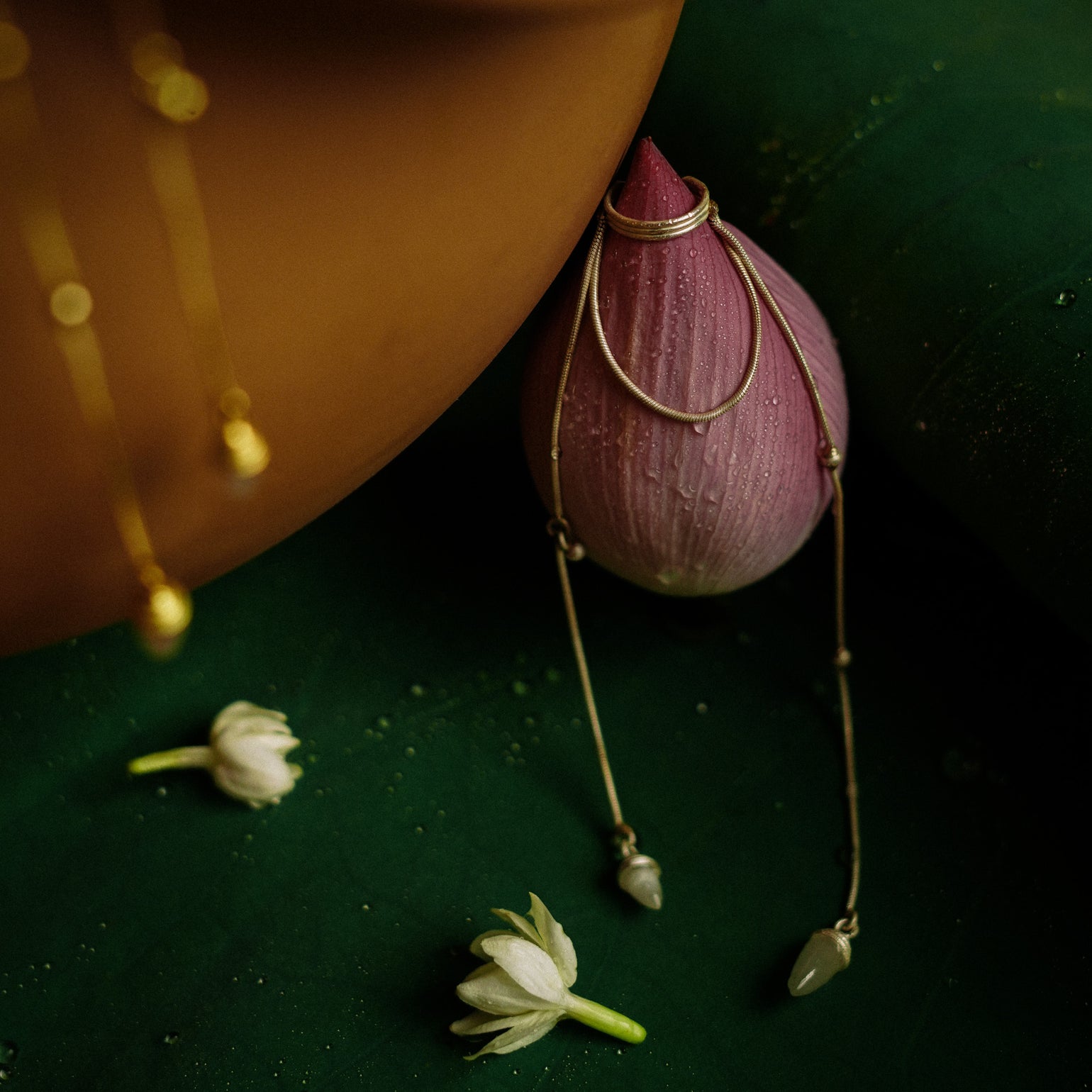 Wonder Mogra Long Ear Cuff – surmeyi